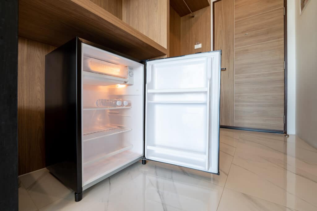 19 Dorm Room Essentials You Must Pack – Real Sophisticated Consumer